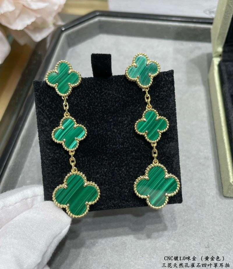 OEM Vca Earrings