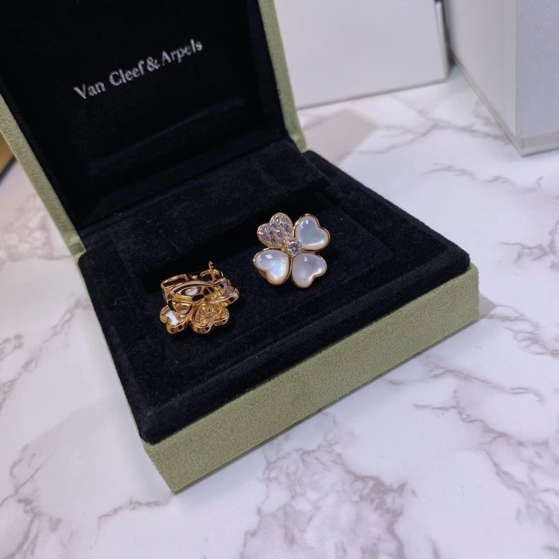 Inexpensive Vca Earrings