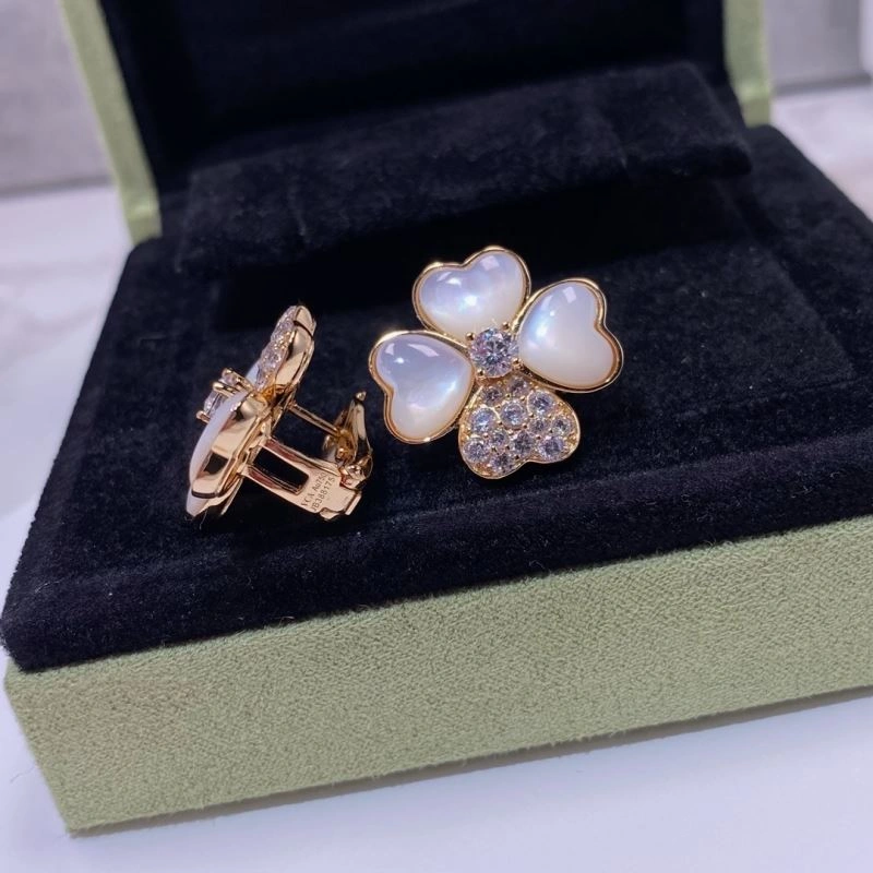 Inexpensive Vca Earrings