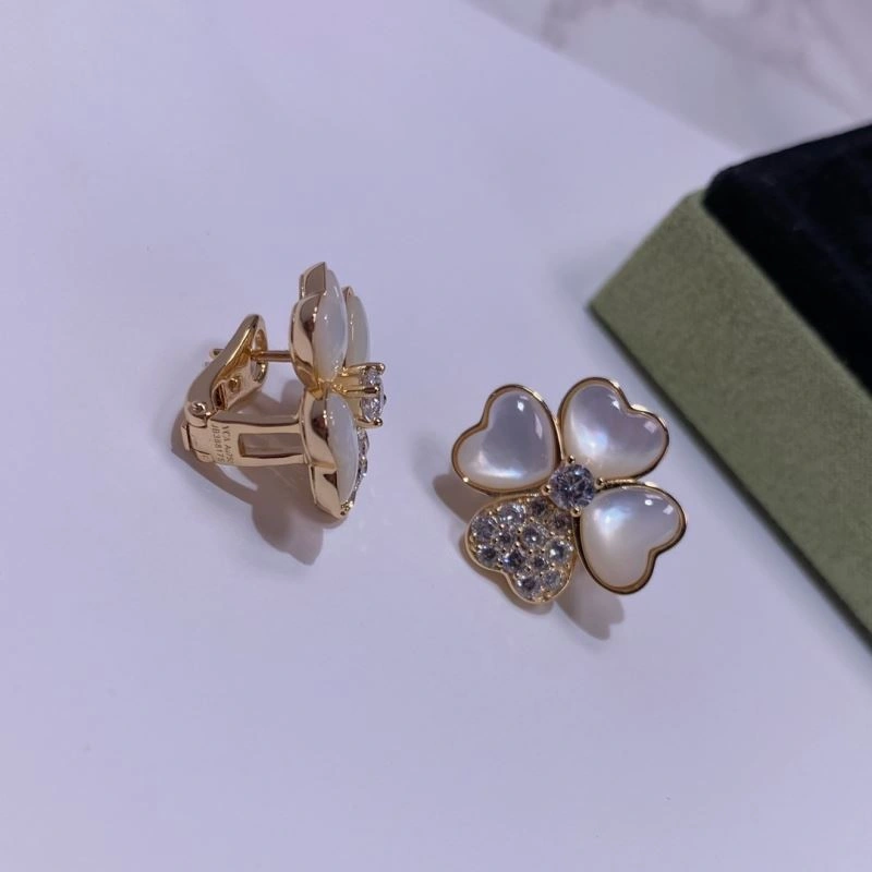 Inexpensive Vca Earrings