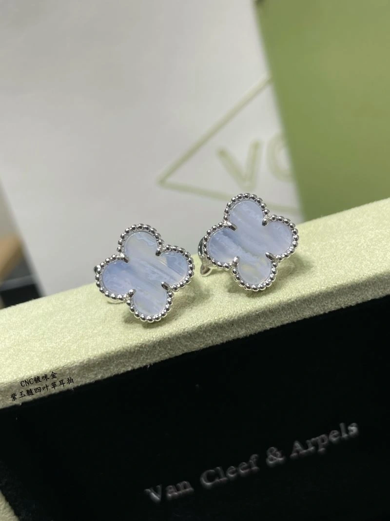 Mirror quality Vca Earrings