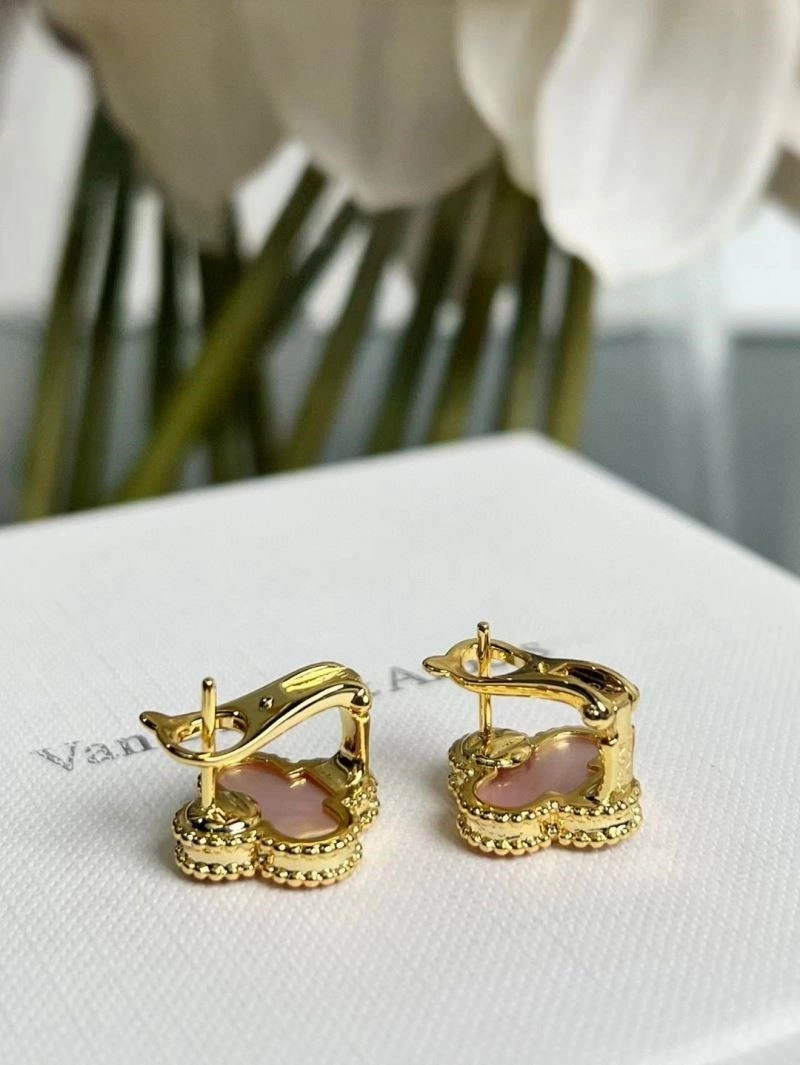 OEM Vca Earrings