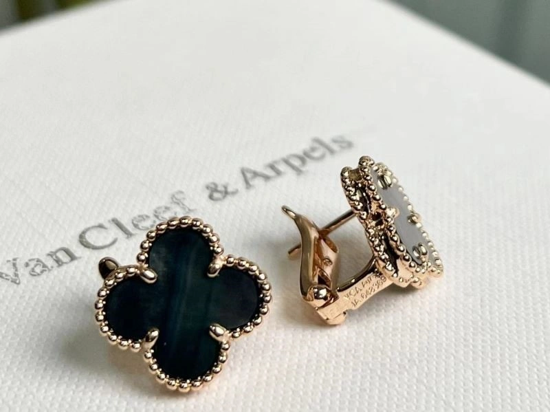 High fidelity Vca Earrings