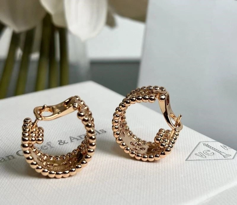Inexpensive Vca Earrings