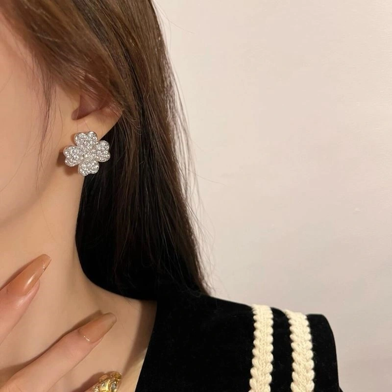 Reasonably priced Vca Earrings