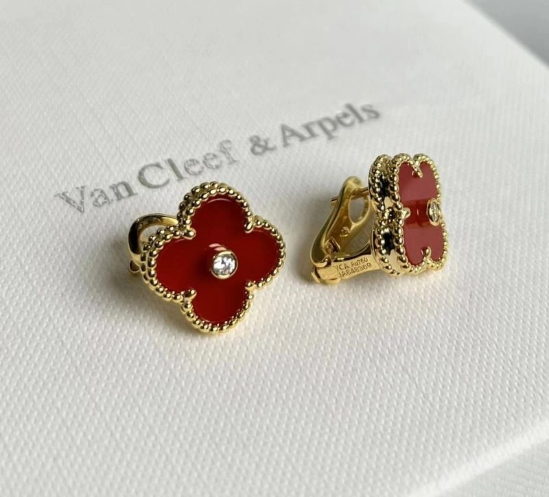 Factory-made Vca Earrings