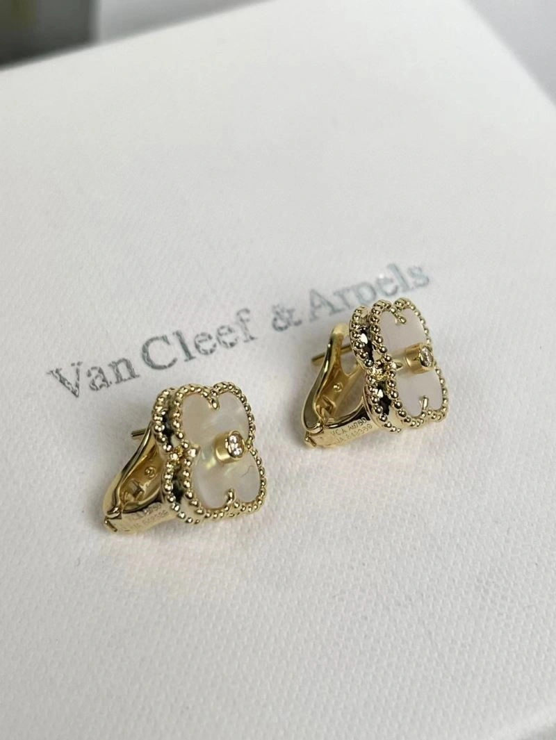 Budget-friendly Vca Earrings