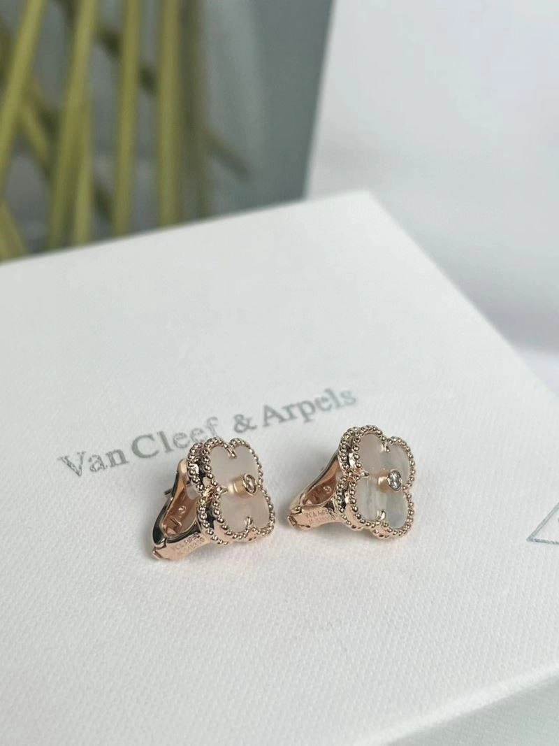 Precise copy Vca Earrings