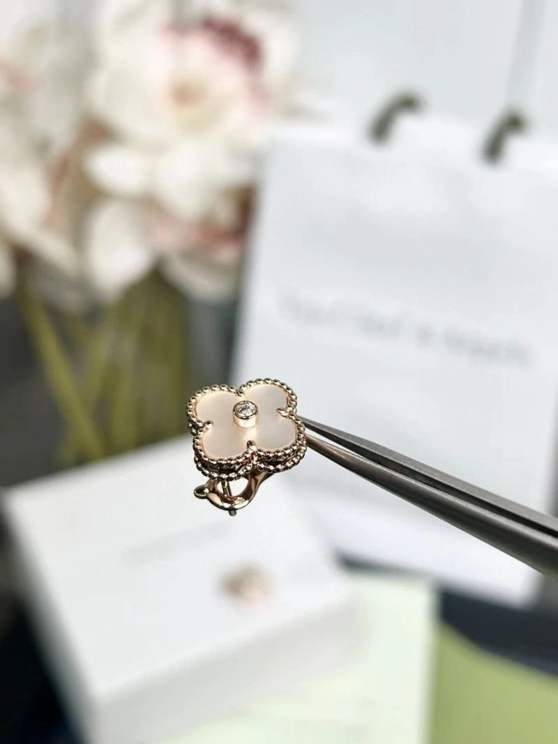 Precise copy Vca Earrings