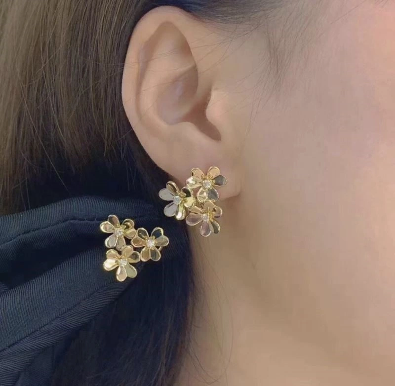 Discounted Vca Earrings