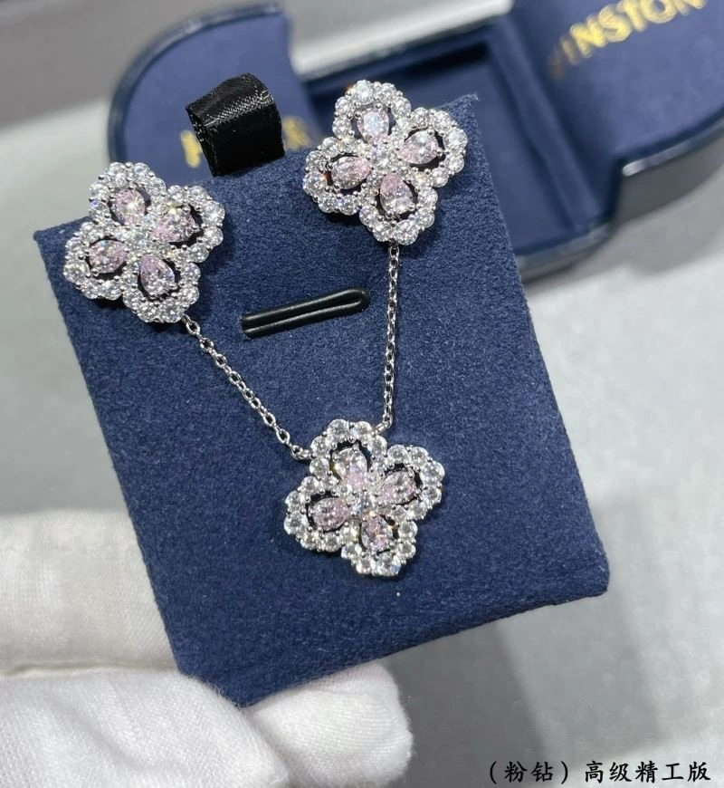 Budget-friendly Vca Earrings