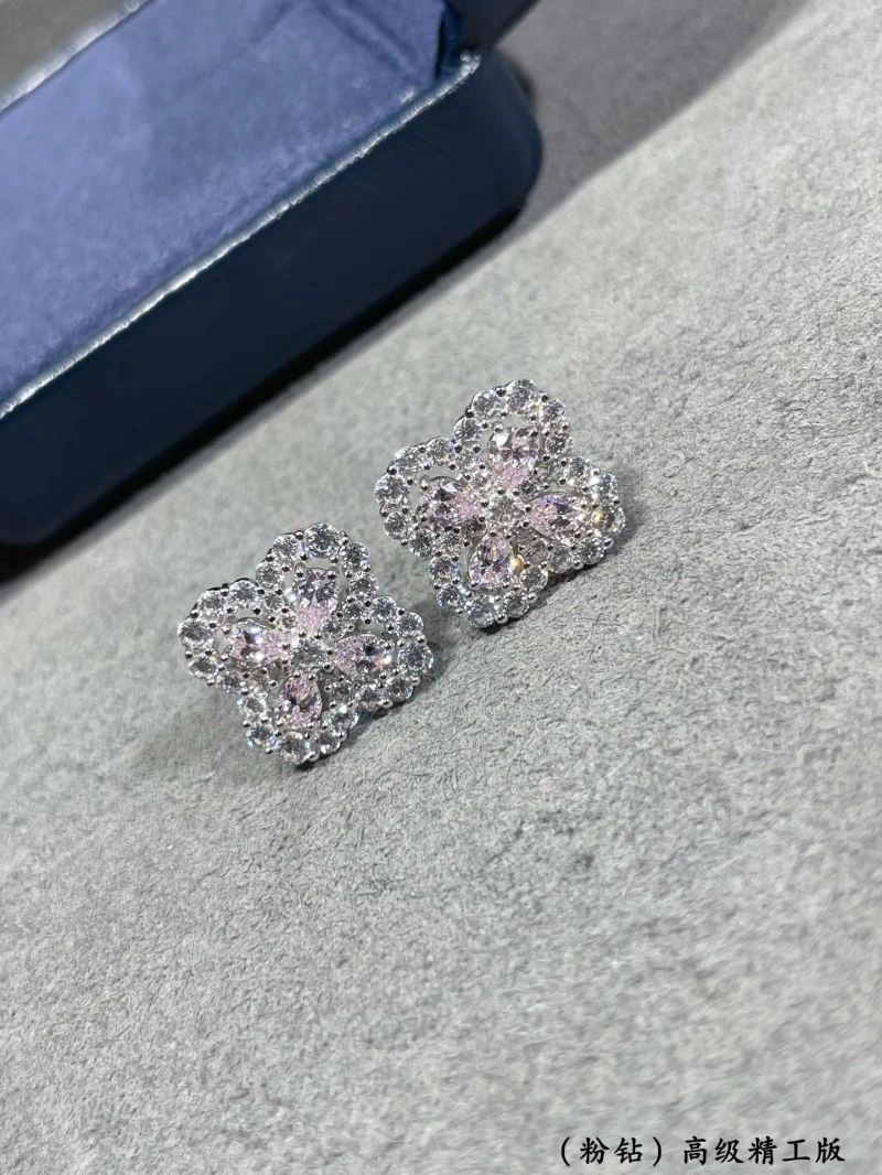 Budget-friendly Vca Earrings