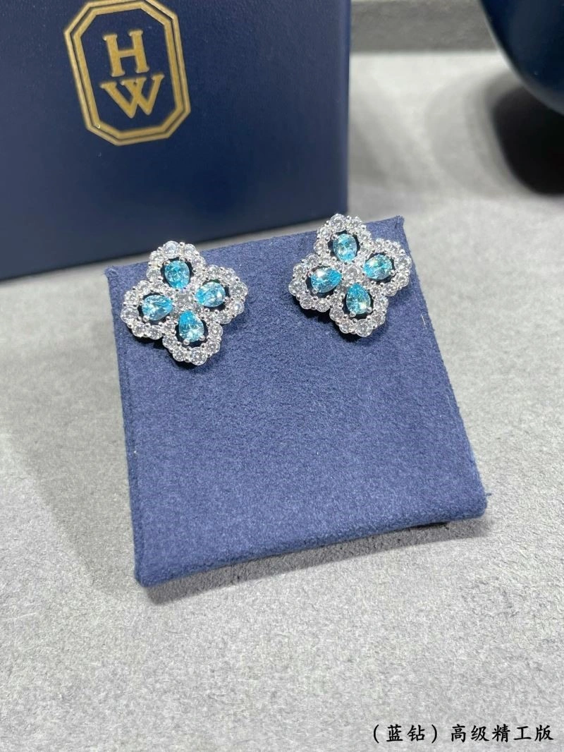 Accurate model Vca Earrings