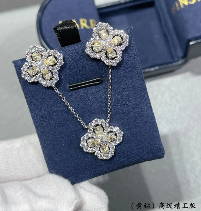 Low-cost Vca Earrings