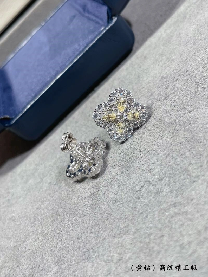Low-cost Vca Earrings