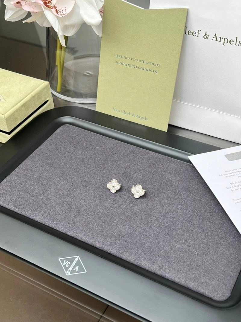 High fidelity Vca Earrings