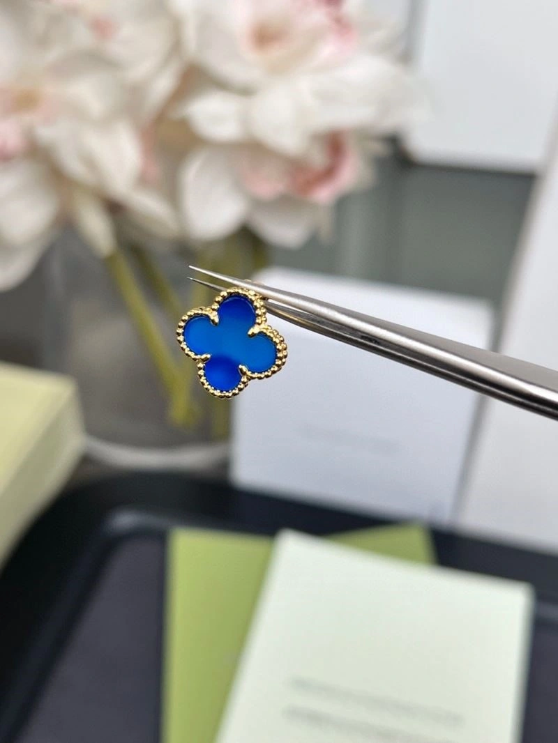 OEM Vca Earrings