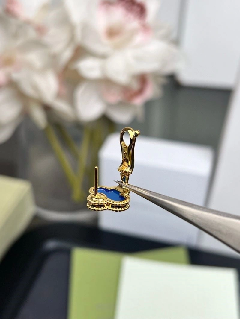 OEM Vca Earrings