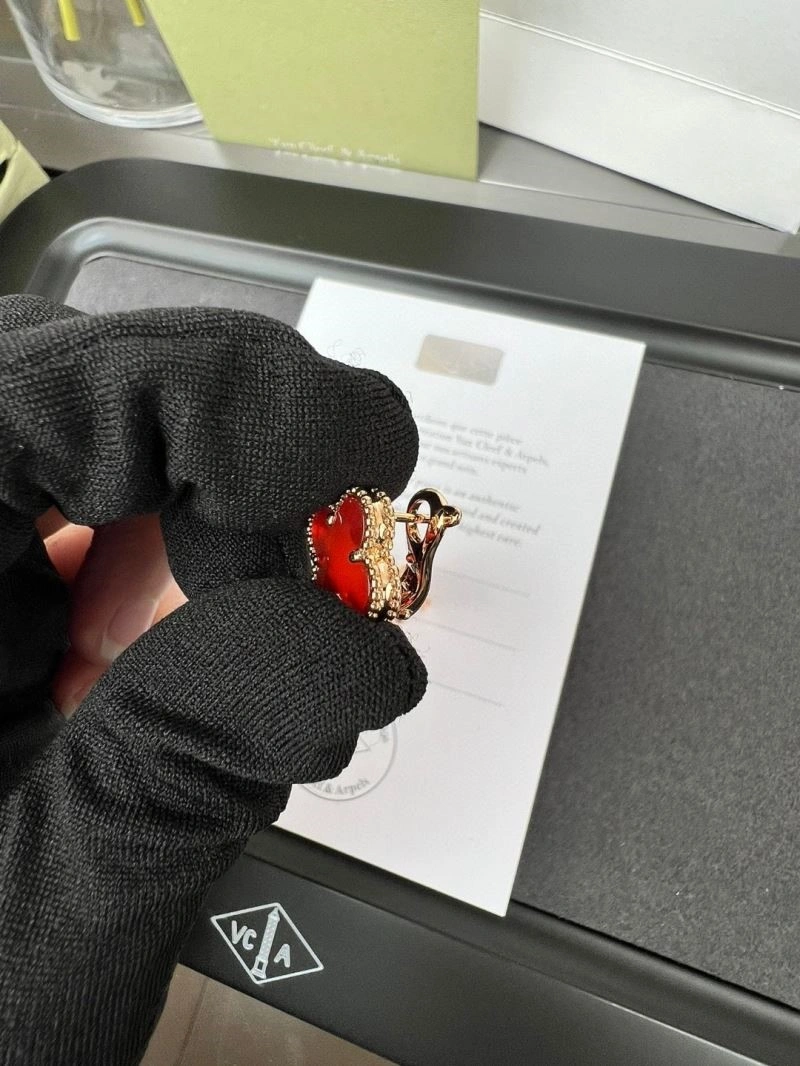 1:1 copy Vca Earrings