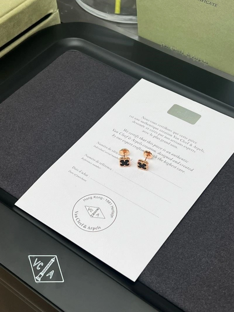 Brand-authenticated Vca Earrings