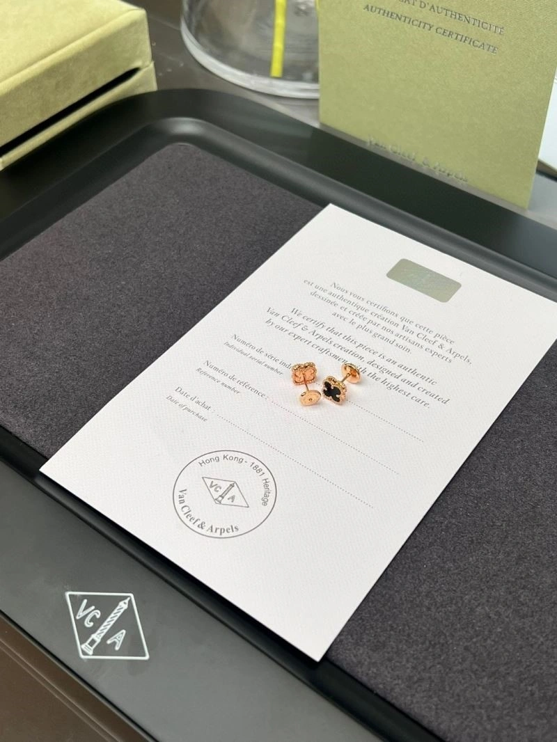 Brand-authenticated Vca Earrings