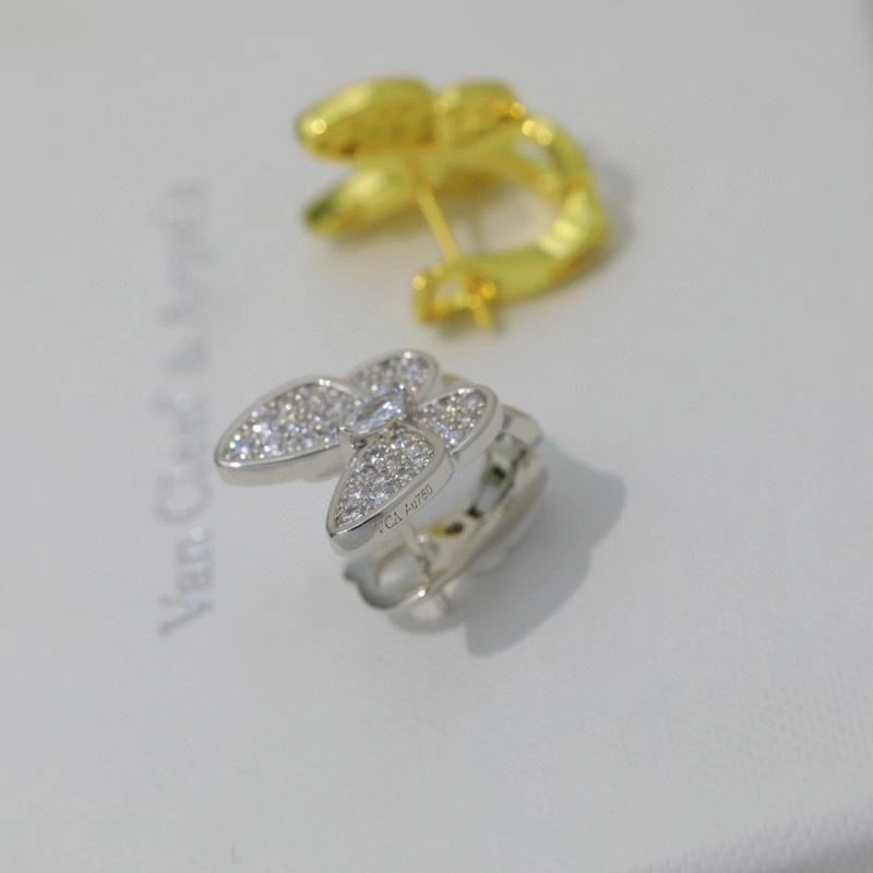 Real Vca Earrings
