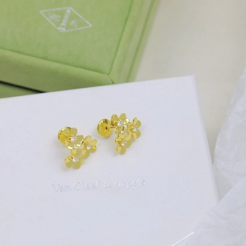 Cut-rate Vca Earrings