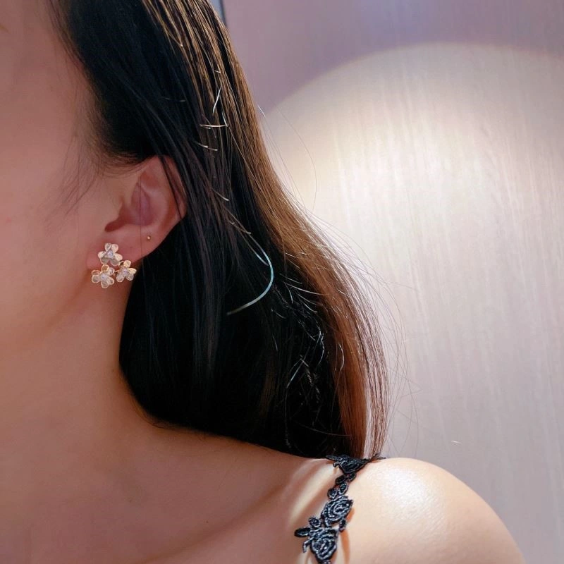 Cut-rate Vca Earrings