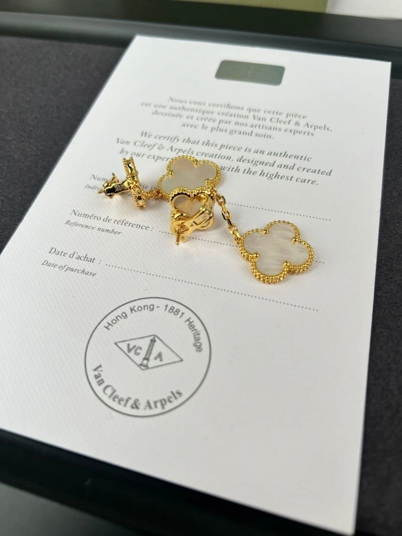 Cut-rate Vca Earrings