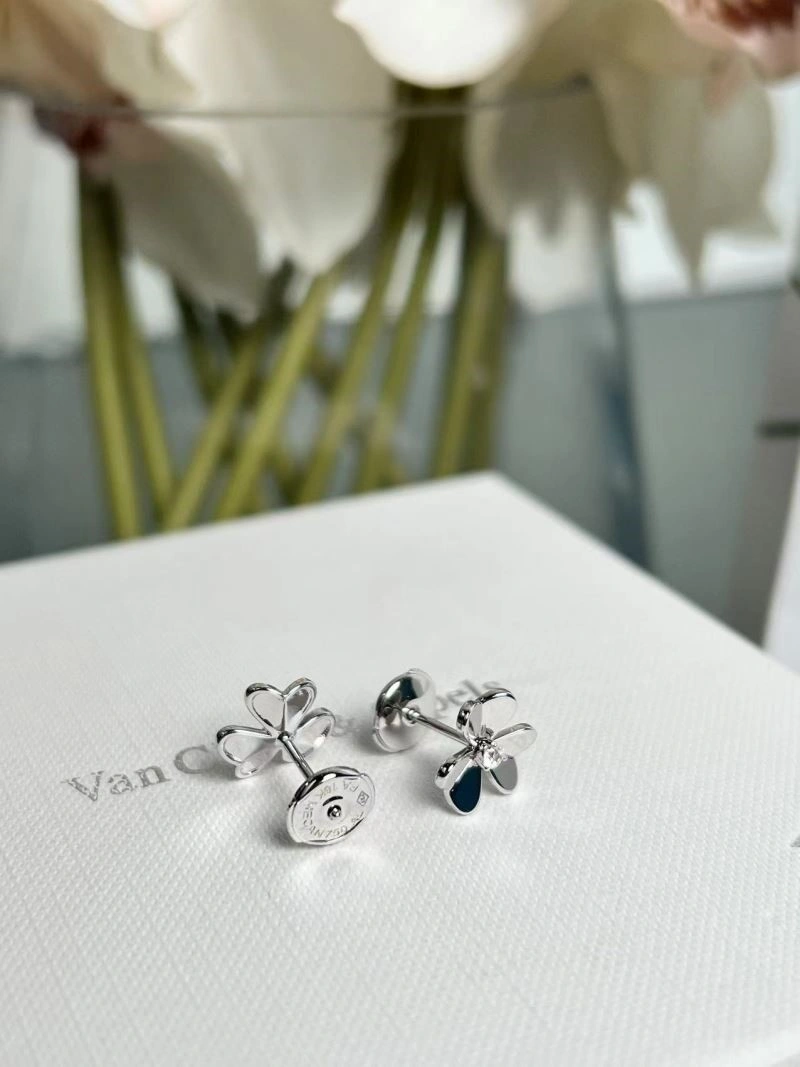 Economical Vca Earrings