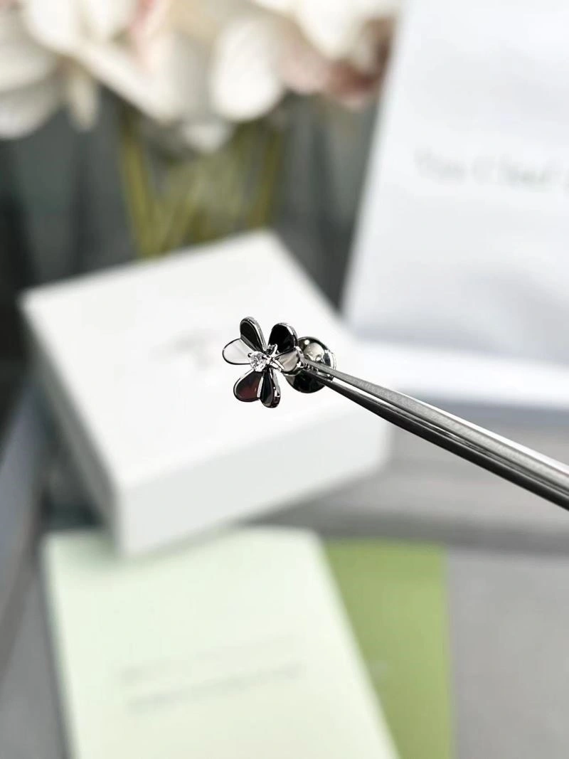 Economical Vca Earrings