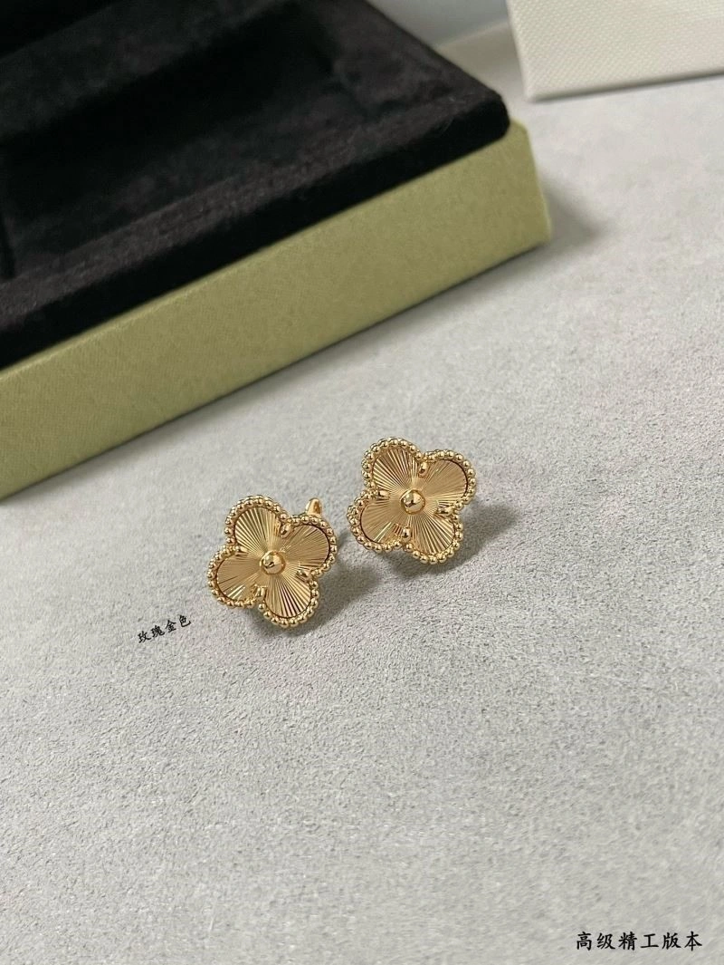Budget-friendly Vca Earrings