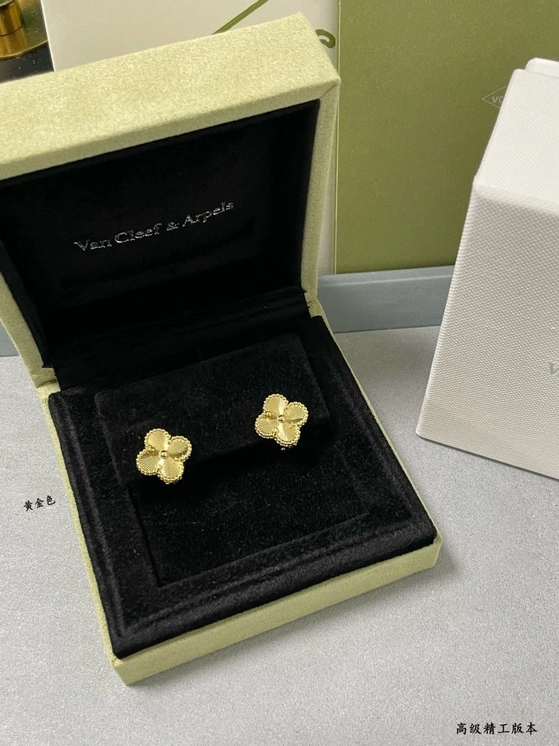 Budget-friendly Vca Earrings