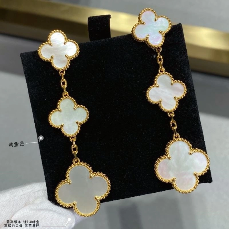 High accuracy Vca Earrings