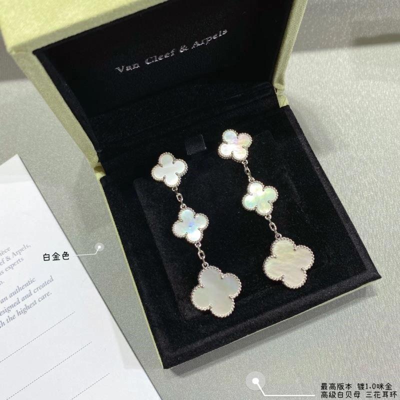 High accuracy Vca Earrings