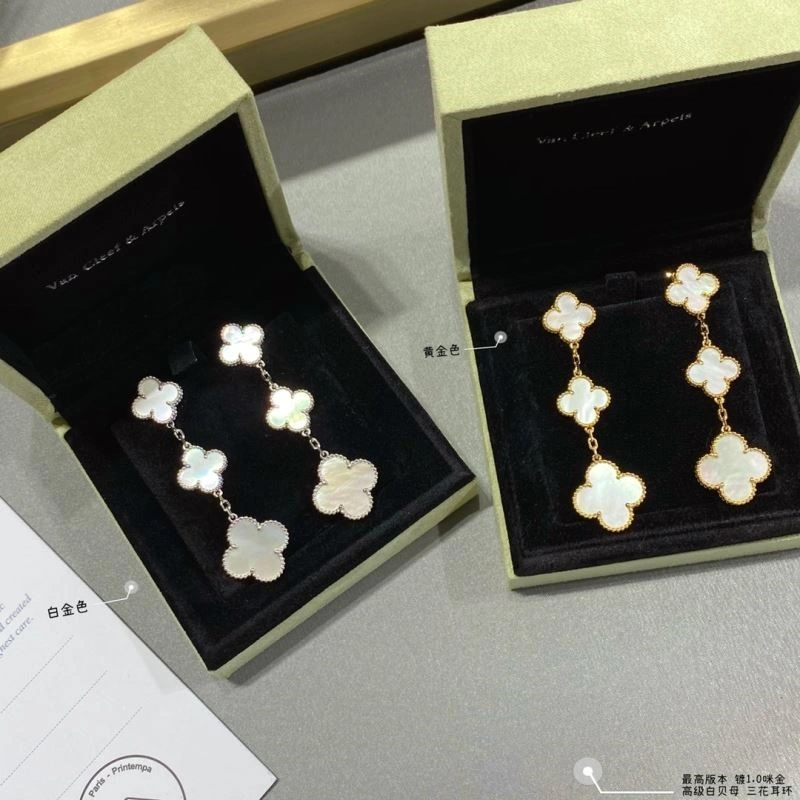 High accuracy Vca Earrings