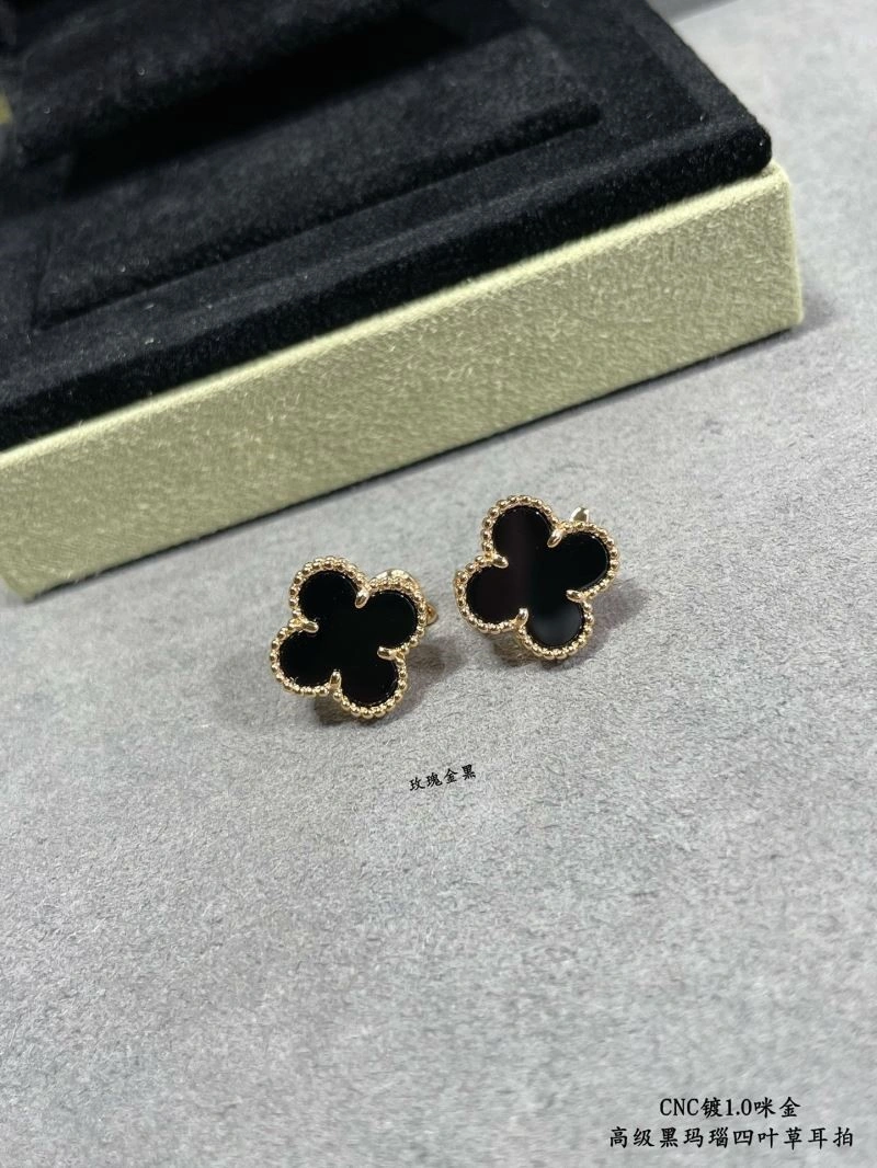 OEM Vca Earrings