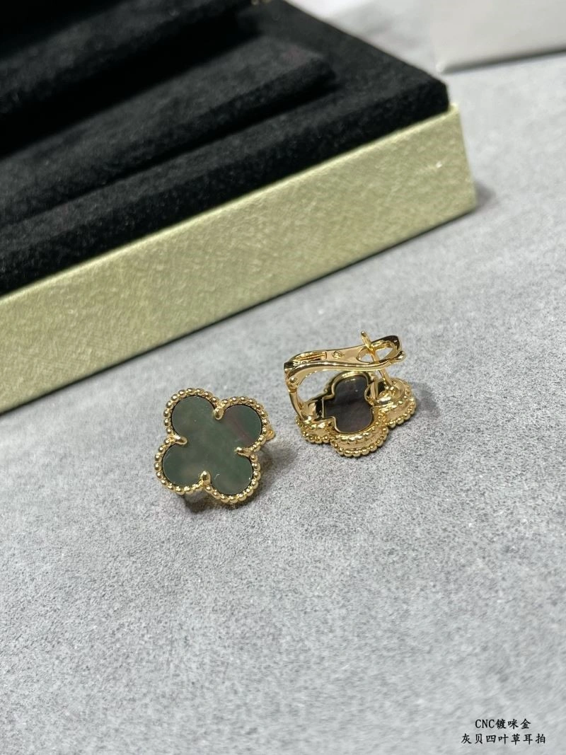 Genuine Vca Earrings
