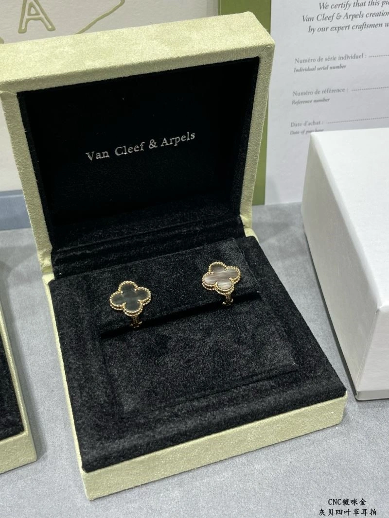 Genuine Vca Earrings