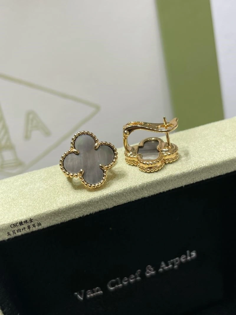 Genuine Vca Earrings