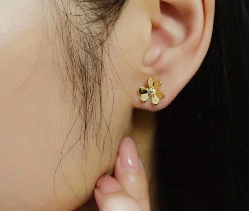 Vca Earrings