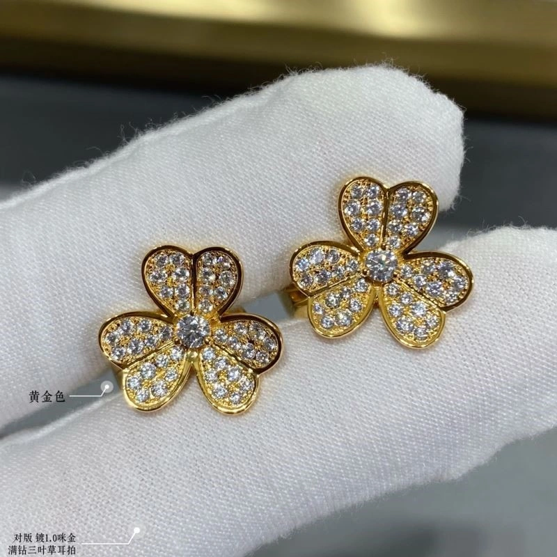 Precise copy Vca Earrings