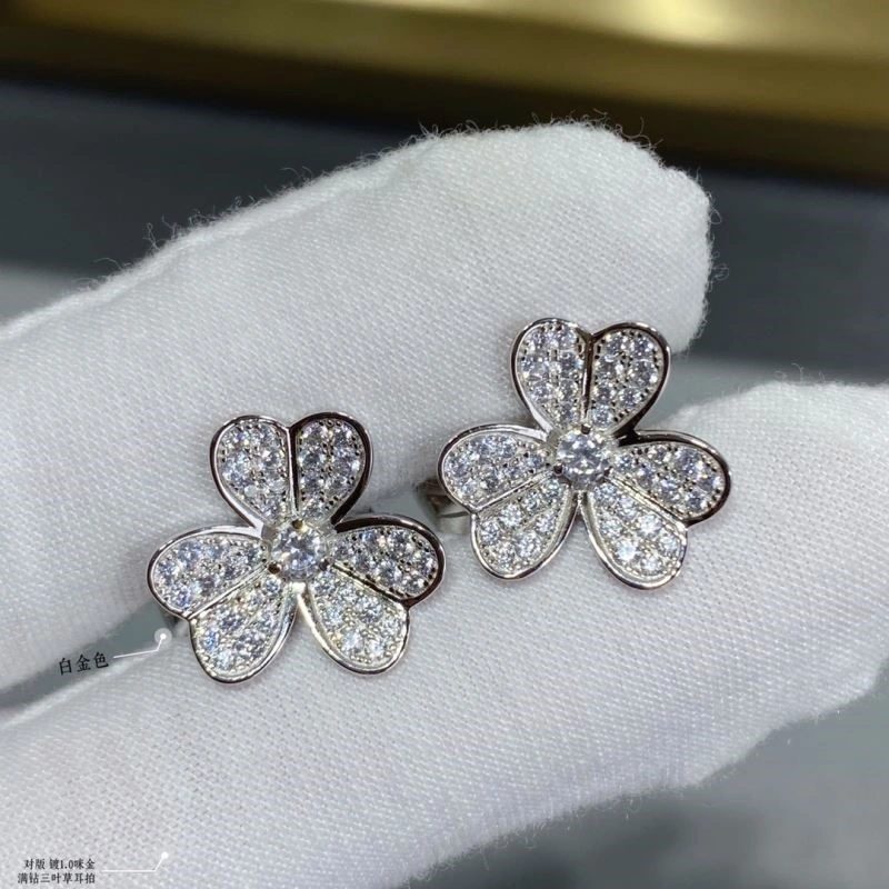 Precise copy Vca Earrings