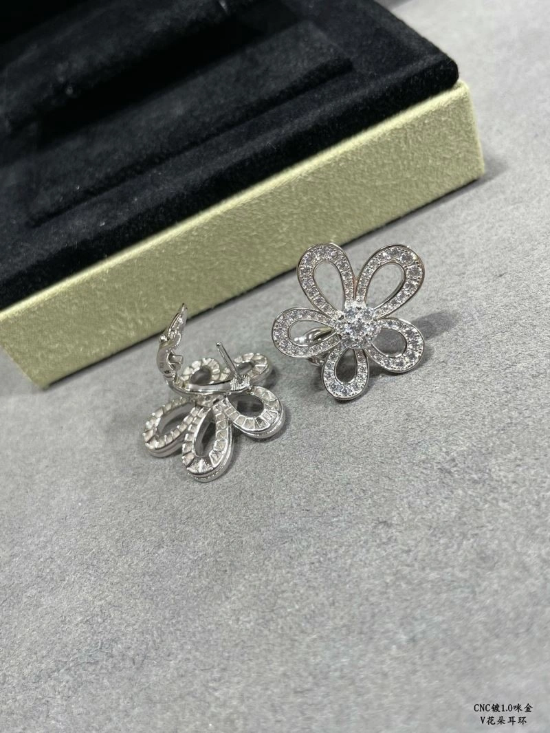 Top mirror Vca Earrings