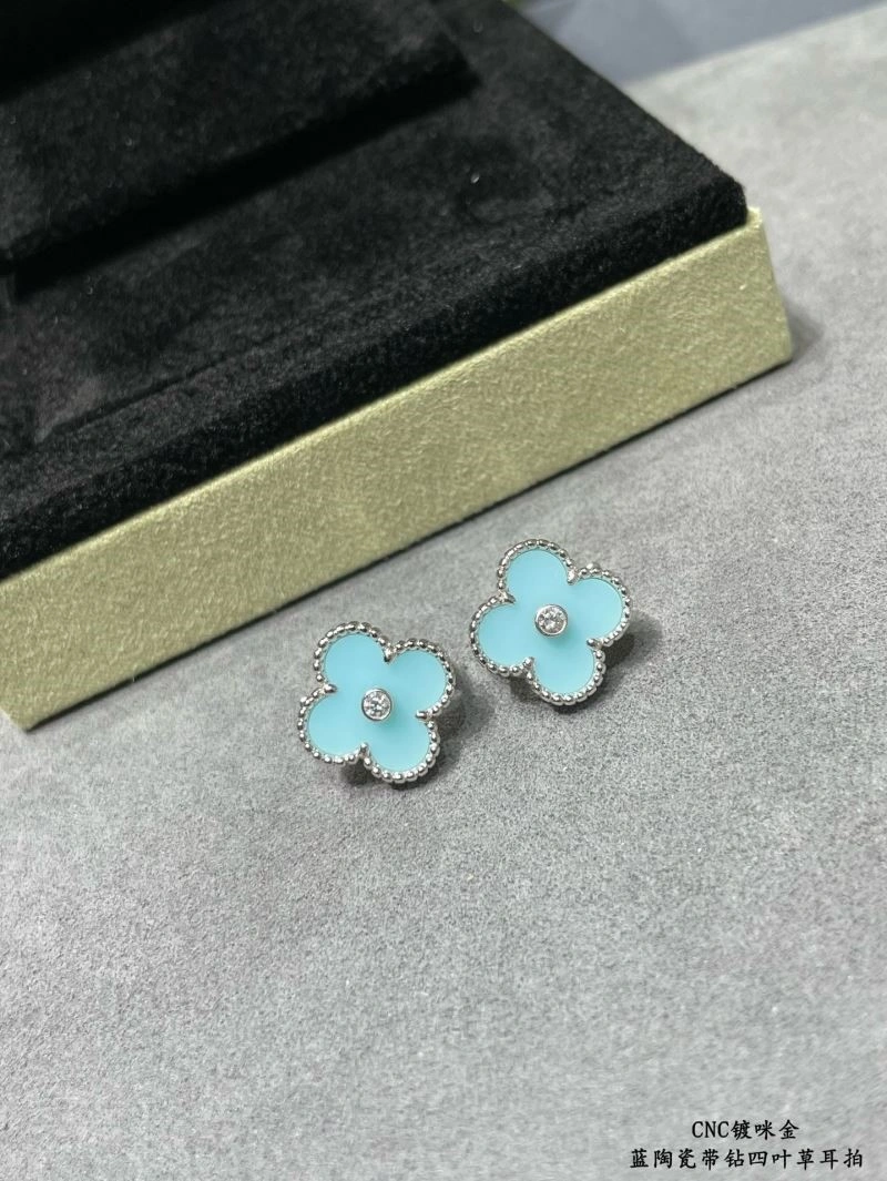 High accuracy Vca Earrings
