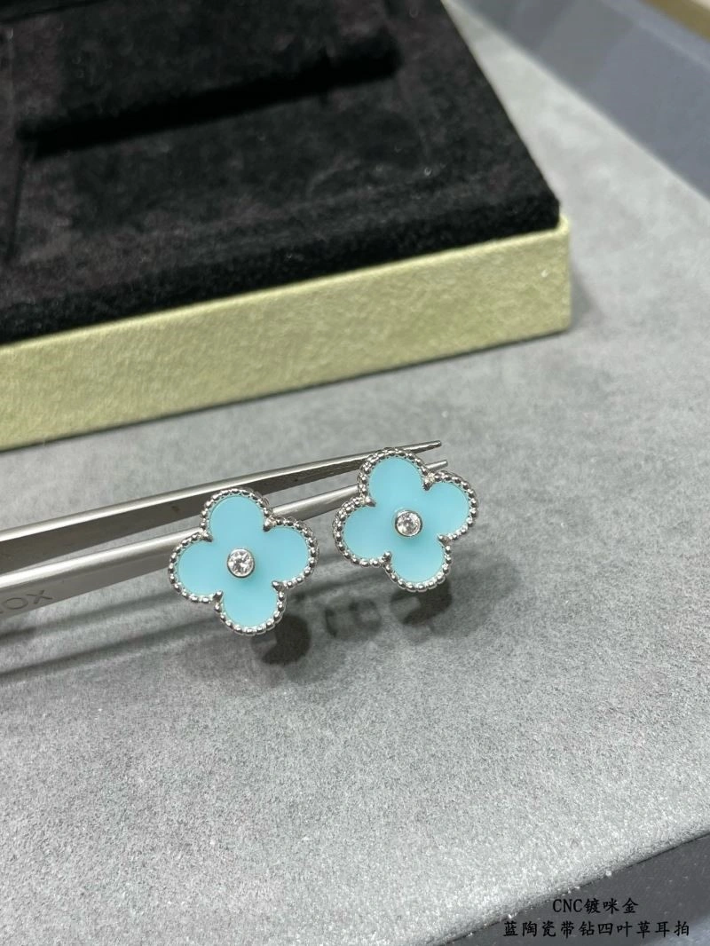 High accuracy Vca Earrings
