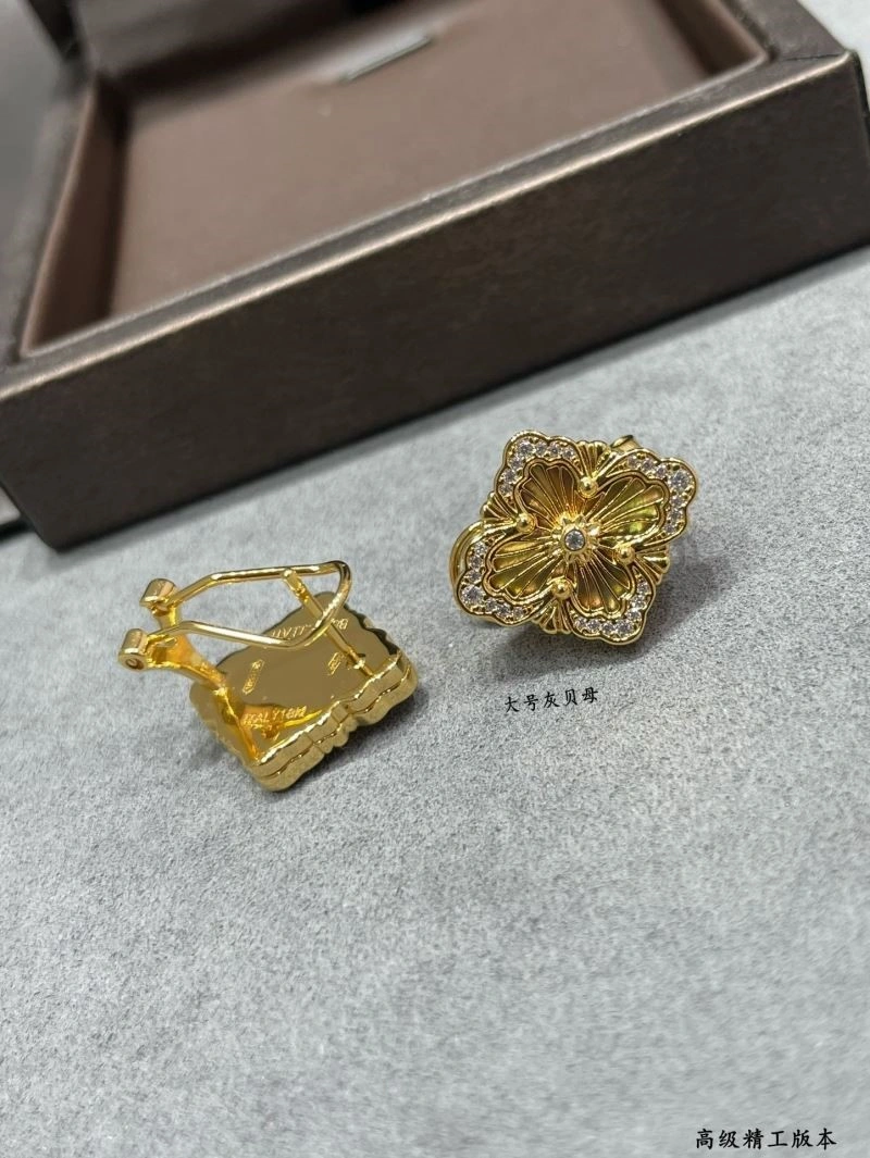Exact replica Vca Earrings