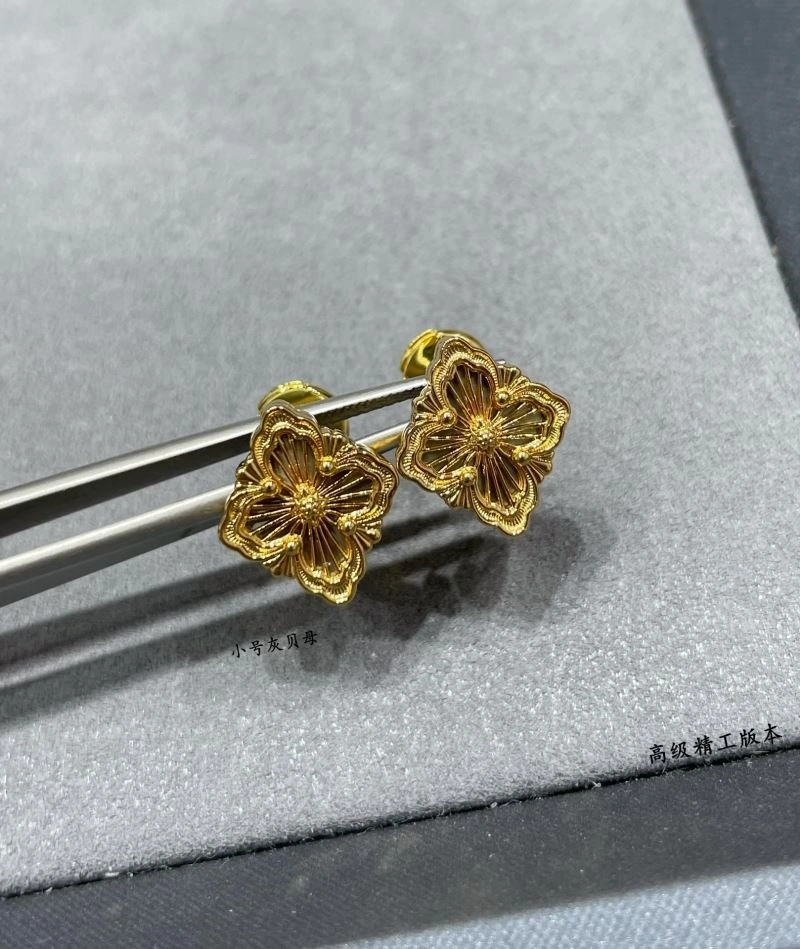 Factory-made Vca Earrings