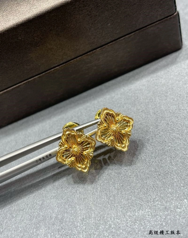 Factory-made Vca Earrings