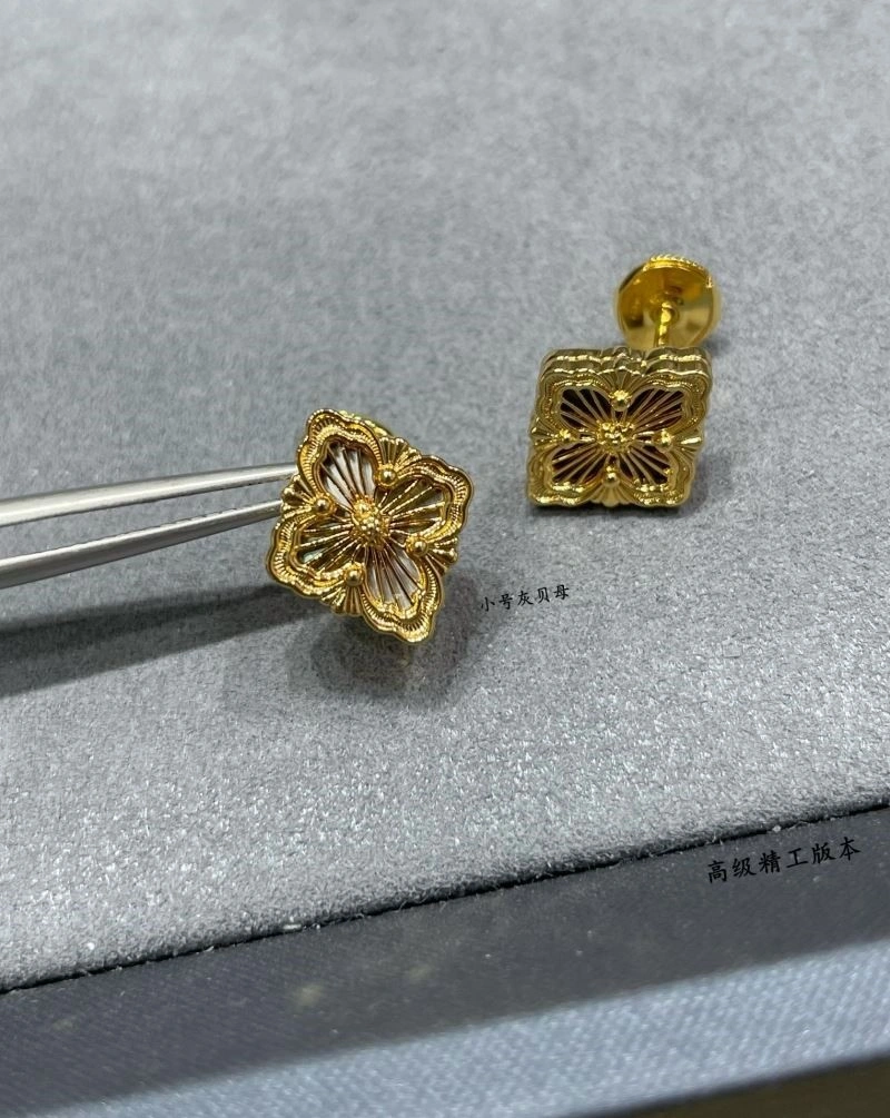 Factory-made Vca Earrings